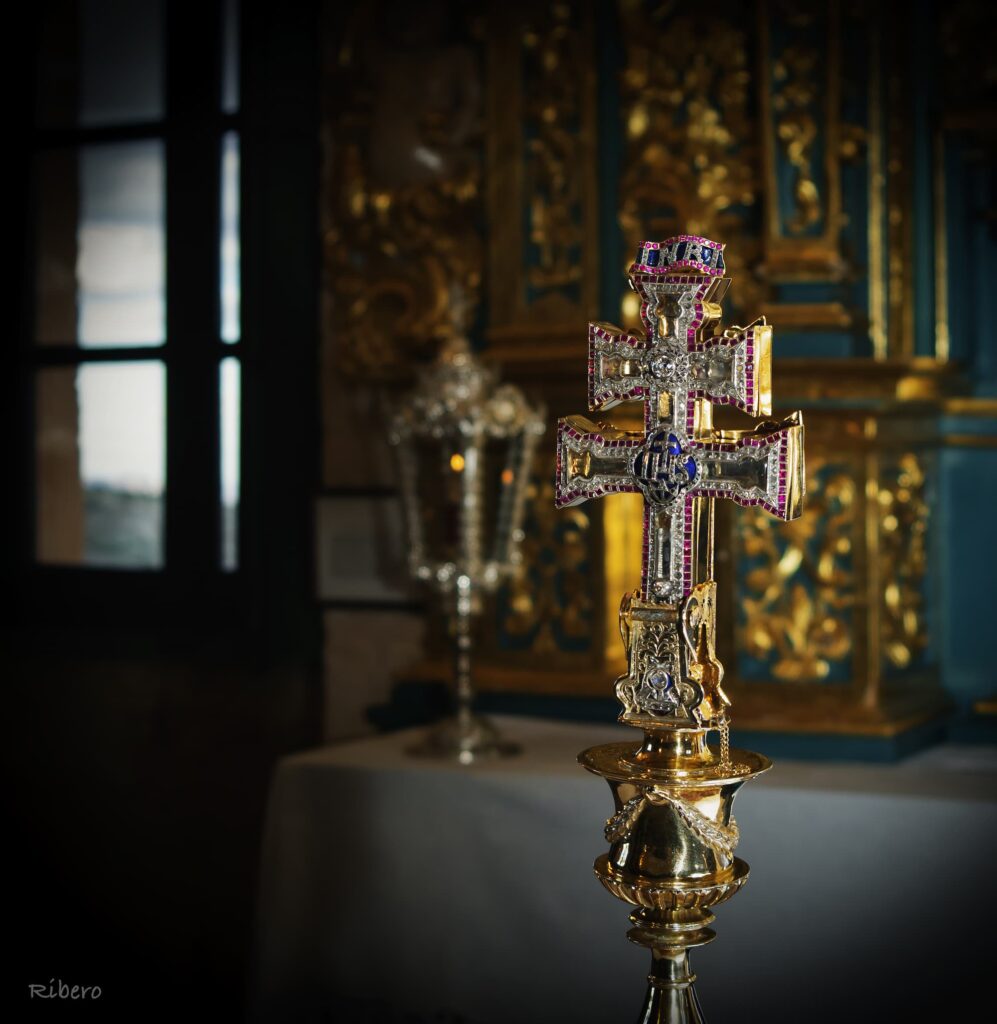 La Cruz de Caravaca - Cofradía de la Stma. y Vera Cruz de Caravaca